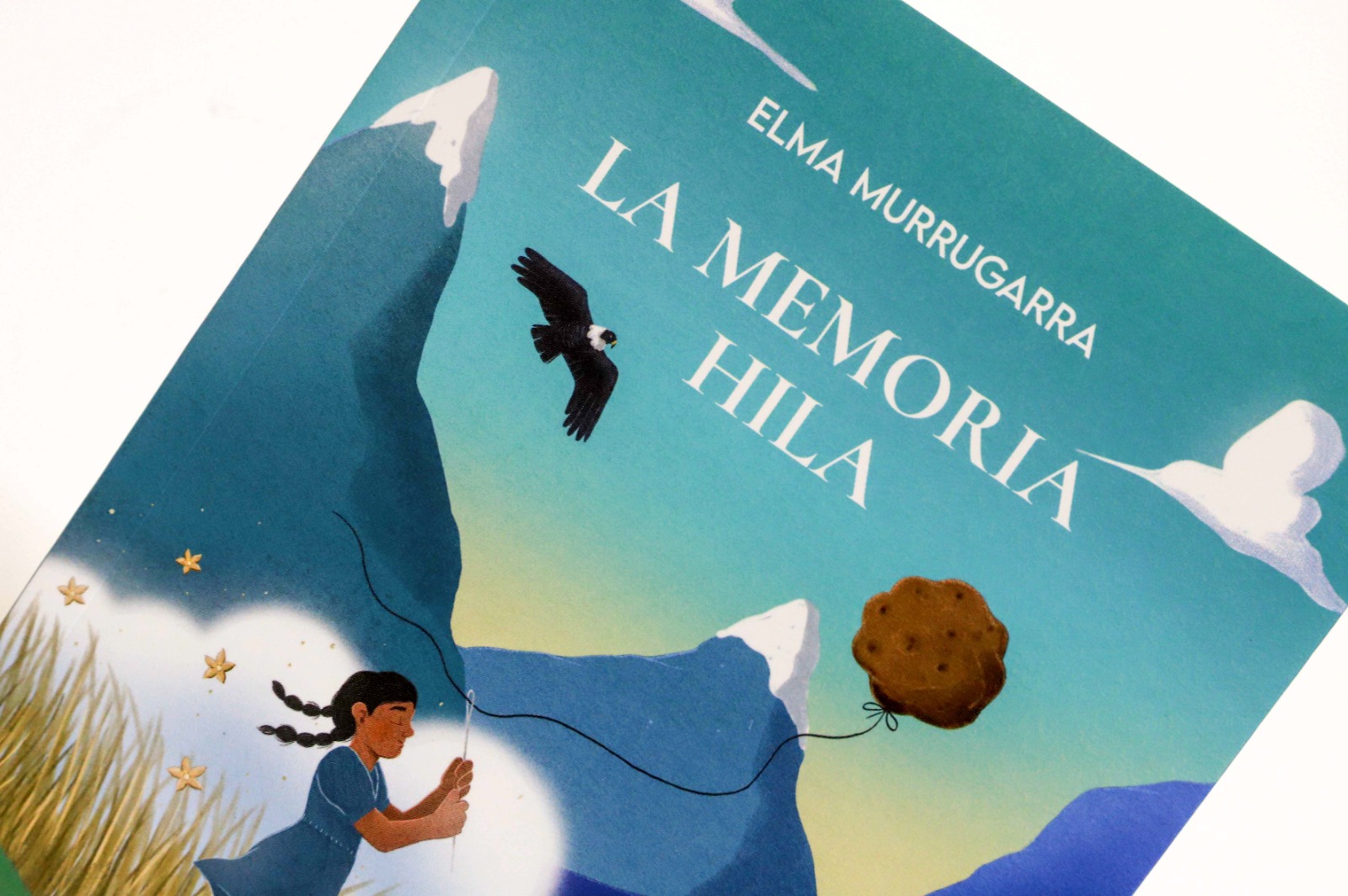 “La memoria hila. Una metáfora universal” por Carlos Ernesto Cabrera ...